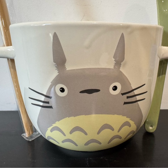 Her Universe | Dining | Studio Ghibli My Neighbor Totoro Portrait Ramen ...